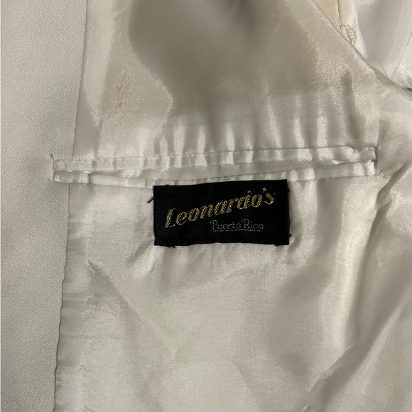 Leonardo’s of Puerto Rico | Suits & Blazers | Vintage Custom Tuxedo ...